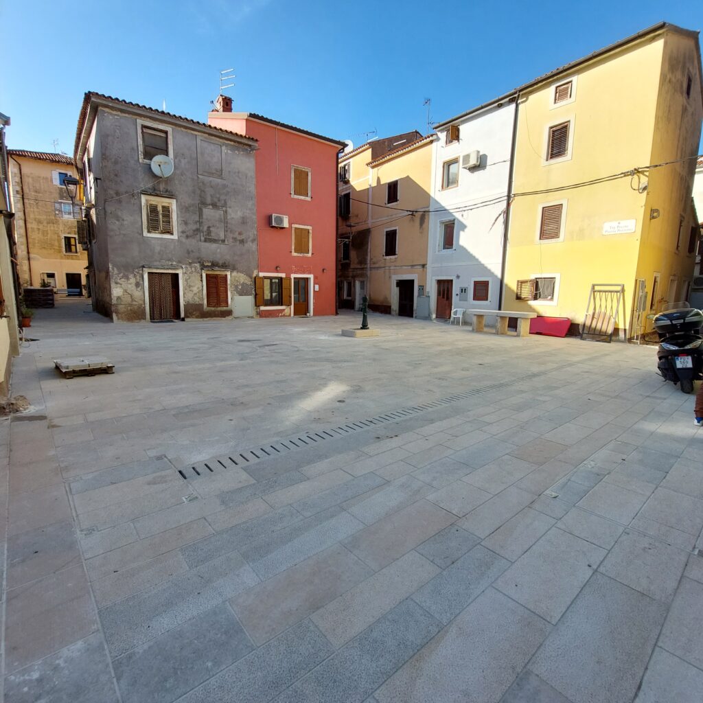 U tijeku 2. faza radova na infrastrukturi starogradske jezgre – Grad ...